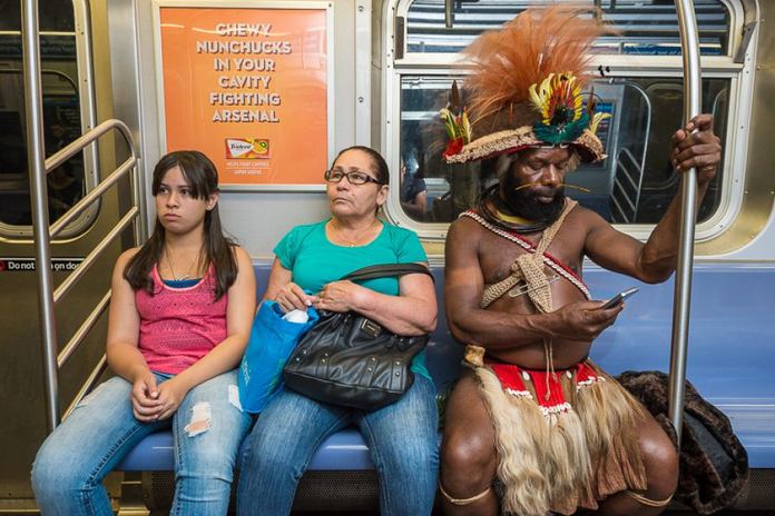 23 Weird Images From New York City Subway - Hello, Big Apple
